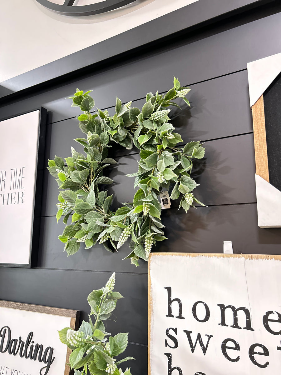 Fresh Spring Wreath – Rustik Market